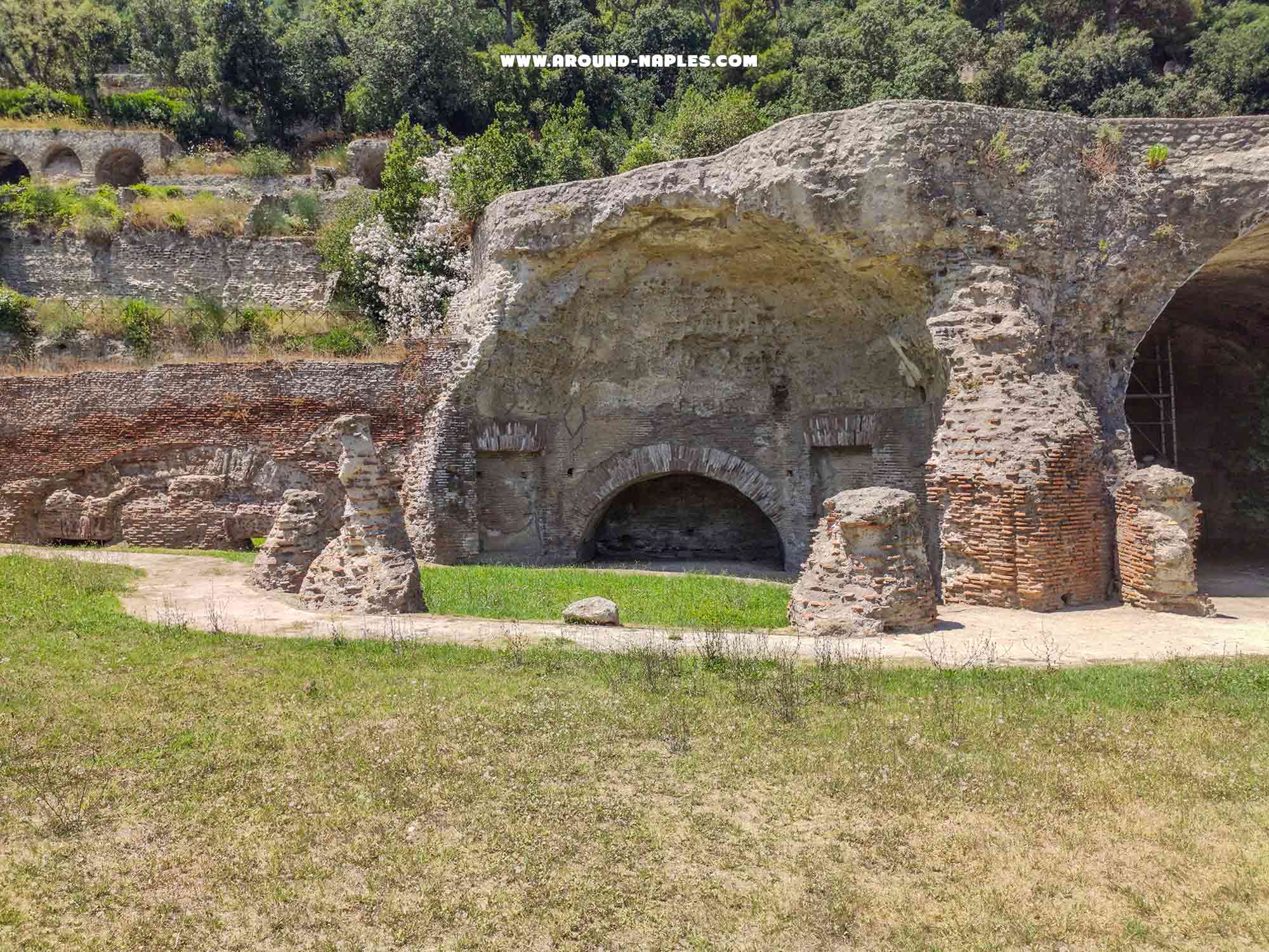 Baiae (Italy) |Archaeological Roman thermal baths |many pics