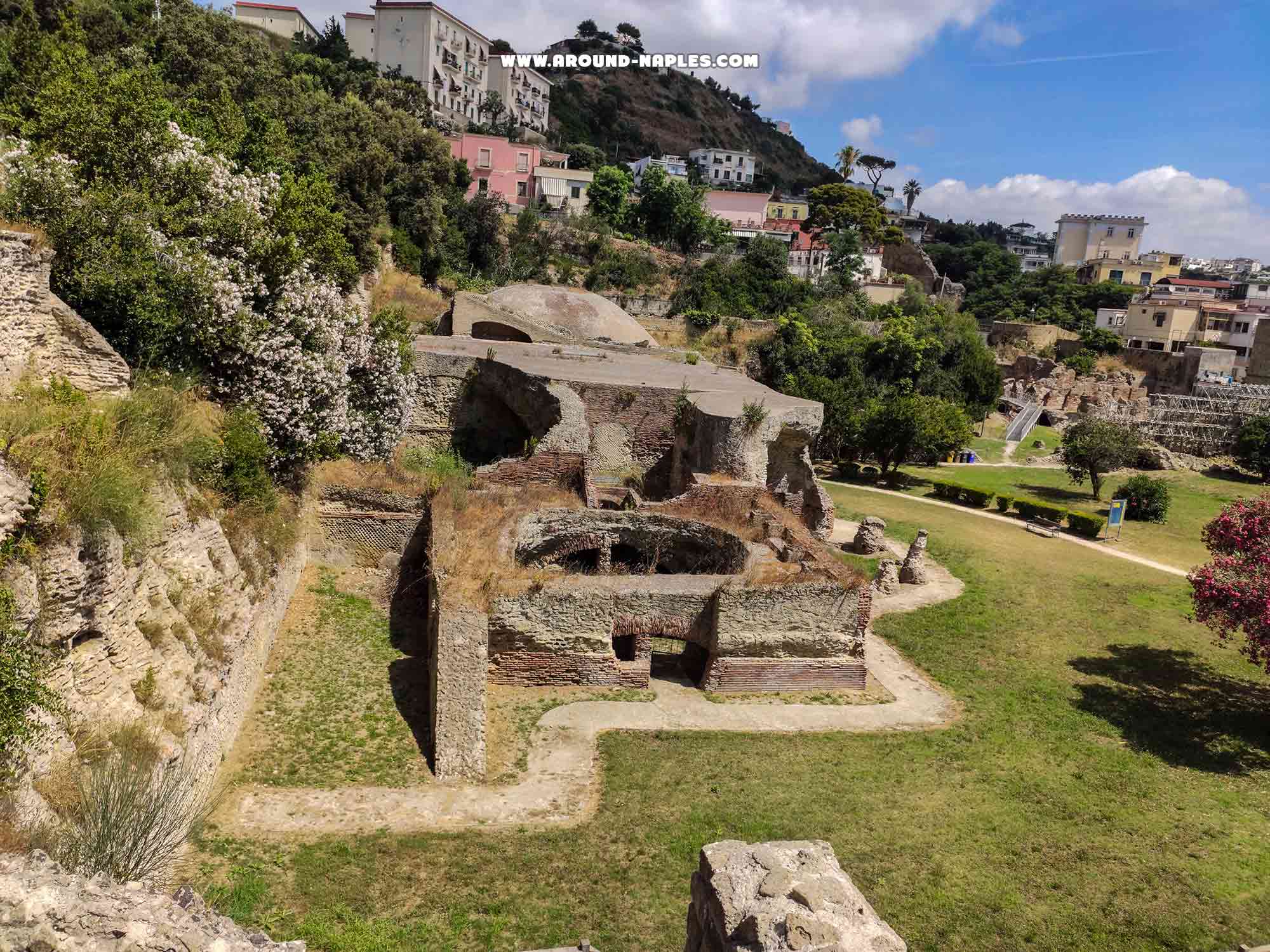 Baiae (Italy) |Archaeological Roman thermal baths |many pics