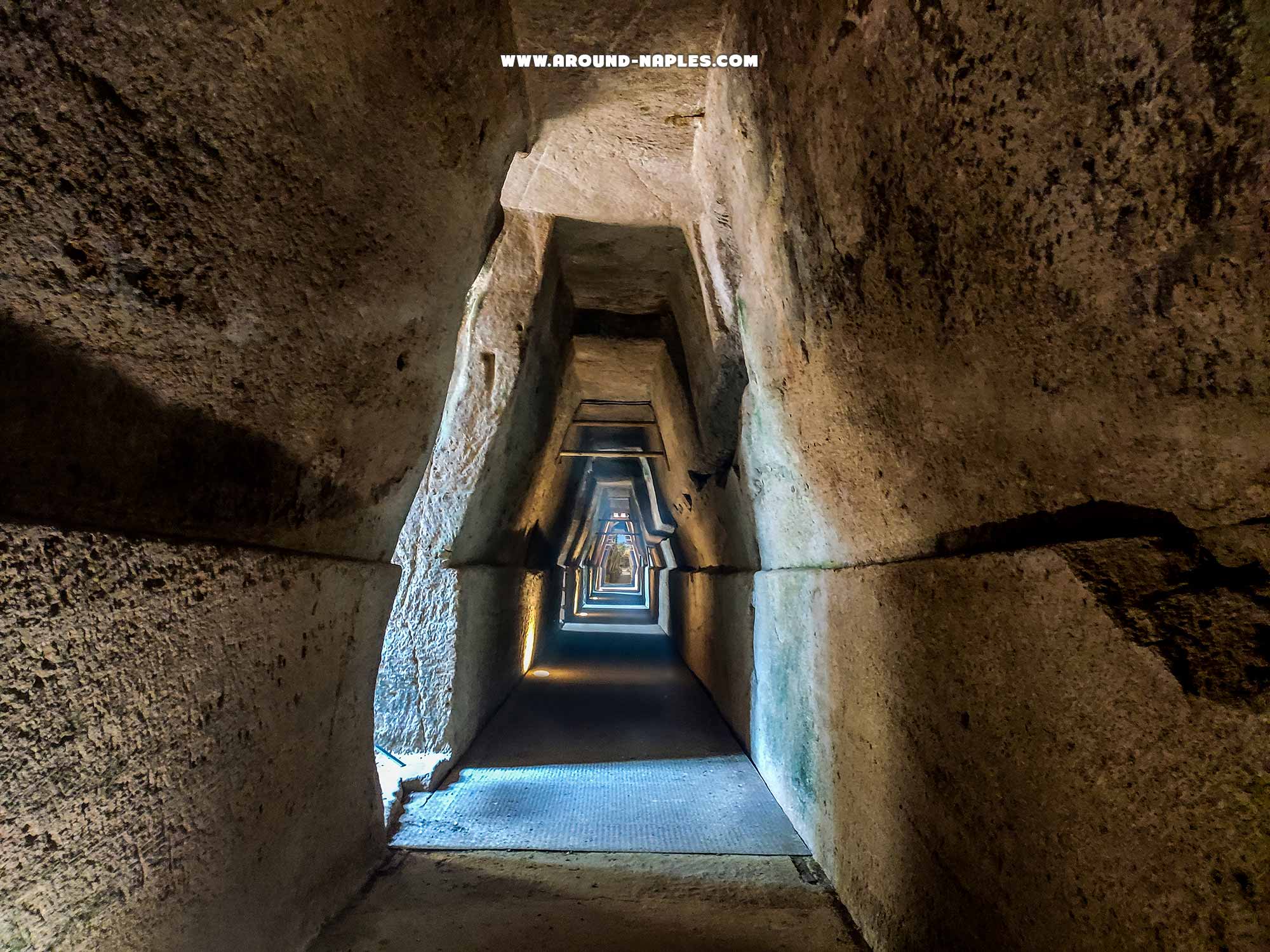 Scavi di Cuma | storia e tante foto | DintorniDiNapoli.it